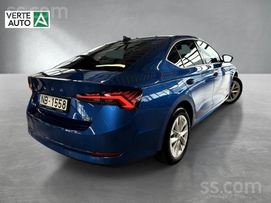 Blue Skoda Octavia 2021 in Riga, with an engine capacity of 1.50 L and mileage of 85 thousand km for 17790 €, photo 5 on AUTOMOTO.COM.LV