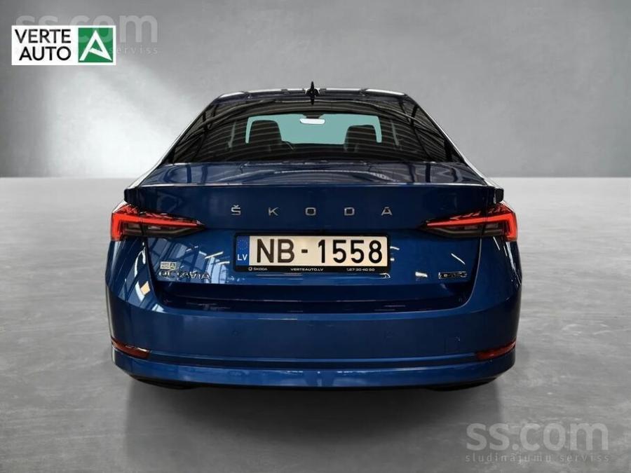 Blue Skoda Octavia 2021 in Riga, with an engine capacity of 1.50 L and mileage of 85 thousand km for 17790 €, photo 6 on AUTOMOTO.COM.LV