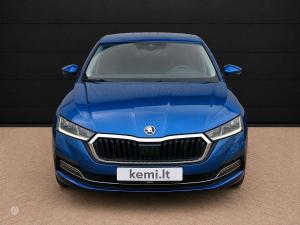 Blue Skoda Octavia 2021 in Vilnius, with an engine capacity of 1.50 L and mileage of 56 thousand km for 18750 €, photo 4 on AUTOMOTO.COM.LV