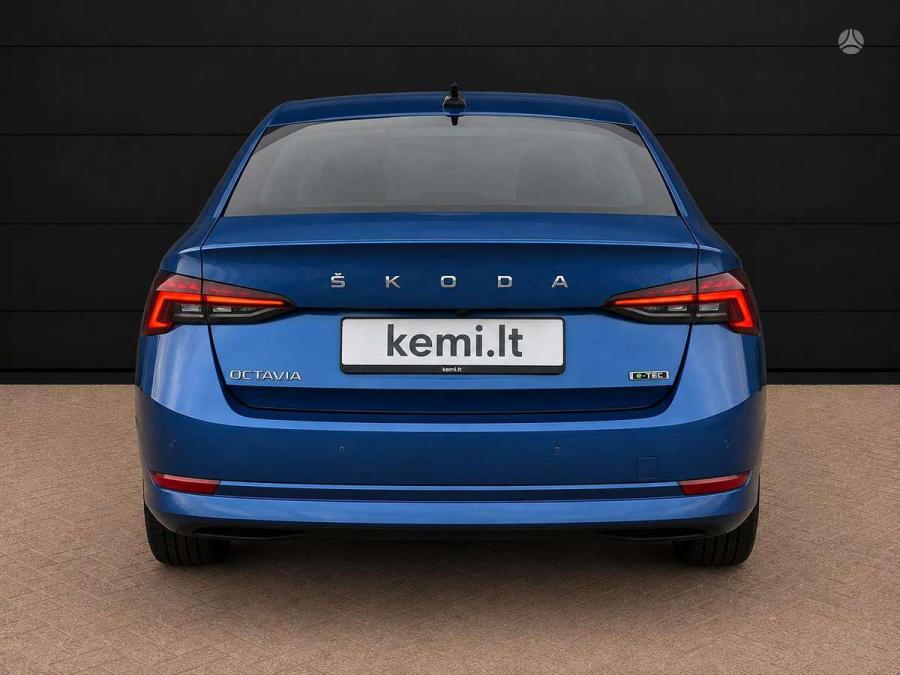 Blue Skoda Octavia 2021 in Vilnius, with an engine capacity of 1.50 L and mileage of 56 thousand km for 18750 €, photo 7 on AUTOMOTO.COM.LV