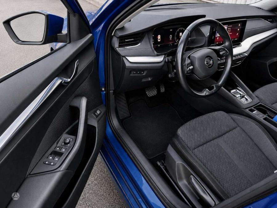 Blue Skoda Octavia 2021 in Vilnius, with an engine capacity of 1.50 L and mileage of 56 thousand km for 18750 €, photo 8 on AUTOMOTO.COM.LV