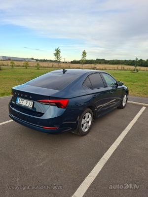 Blue Skoda Octavia 2021 in Tallinn, with an engine capacity of 1.00 L and mileage of 59 thousand km for 12600 €, photo 5 on AUTOMOTO.COM.LV