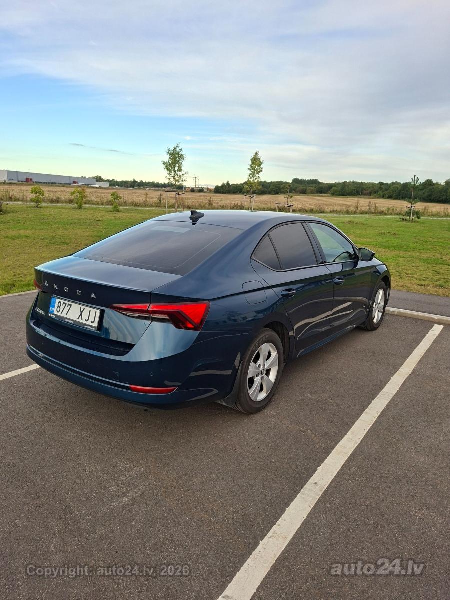 Blue Skoda Octavia 2021 in Tallinn, with an engine capacity of 1.00 L and mileage of 59 thousand km for 12600 €, photo 5 on AUTOMOTO.COM.LV
