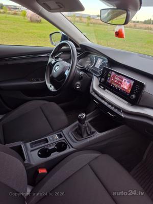 Blue Skoda Octavia 2021 in Tallinn, with an engine capacity of 1.00 L and mileage of 59 thousand km for 12600 €, photo 9 on AUTOMOTO.COM.LV