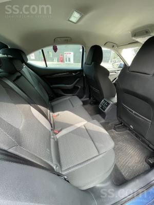 Blue Skoda Octavia 2021 in Riga, with an engine capacity of 1.50 L and mileage of 71 thousand km for 16800 €, photo 10 on AUTOMOTO.COM.LV