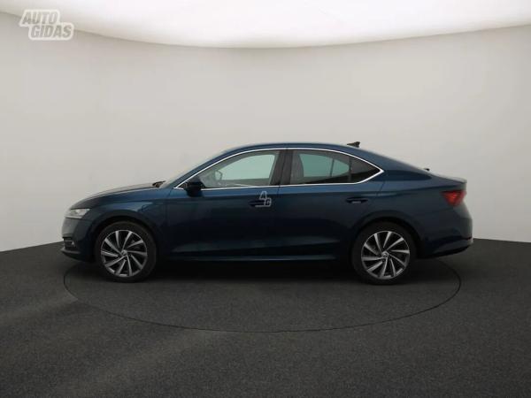 Blue Skoda Octavia 2022 in Vilnius, with an engine capacity of 1.40 L and mileage of 141 thousand km for 19199 €, photo 6 on AUTOMOTO.COM.LV