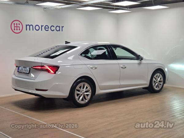 Blue Skoda Octavia 2022 in Tallinn, with an engine capacity of 1.50 L and mileage of 115 thousand km for 17400 €, photo 4 on AUTOMOTO.COM.LV