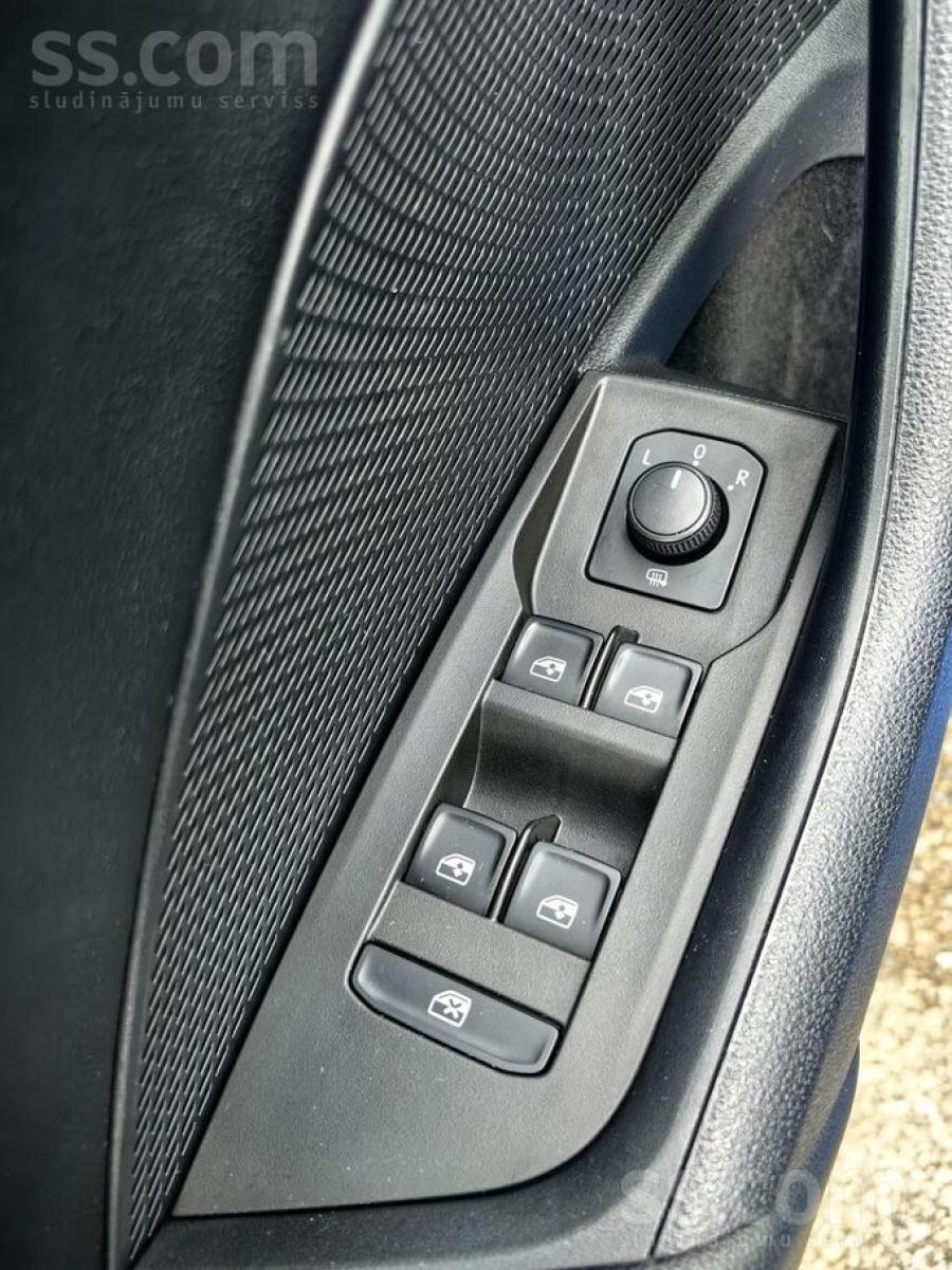 Zils Skoda Octavia 2022 Jelgava, ar dzinēja tilpumu 1.50 L un nobraukumu 129 tūkst. km par 18000 €, foto 10 vietnē AUTOMOTO.COM.LV