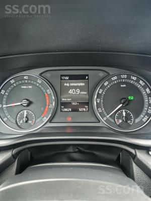 Zils Skoda Octavia 2022 Jelgava, ar dzinēja tilpumu 1.50 L un nobraukumu 129 tūkst. km par 18000 €, foto 13 vietnē AUTOMOTO.COM.LV