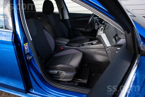 Skoda Octavia 2022 Jelgava vietnē Zils Skoda Octavia 2022 Jelgava, ar dzinēja tilpumu 1.50 L un nobraukumu 129 tūkst. km par 18000 €, foto 7 vietnē AUTOMOTO.COM.LV
