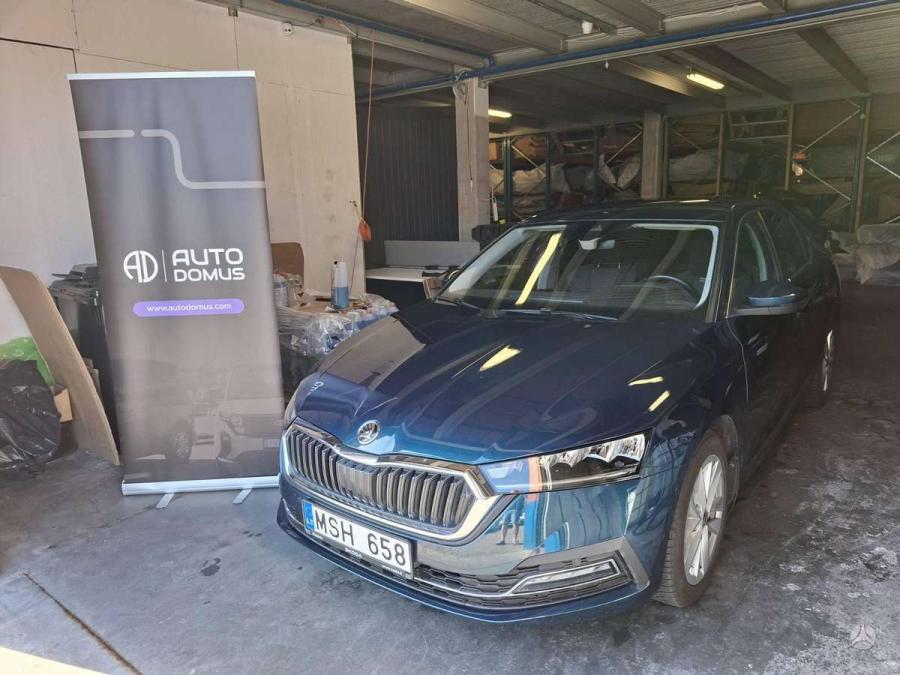 Blue Skoda Octavia 2023 in Klaipeda, with an engine capacity of 1.50 L and mileage of 110 thousand km for 17999 €, photo 1 on AUTOMOTO.COM.LV