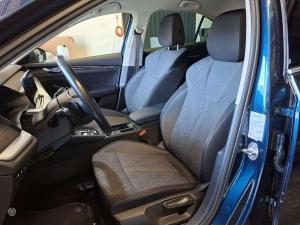Blue Skoda Octavia 2023 in Klaipeda, with an engine capacity of 1.50 L and mileage of 110 thousand km for 17999 €, photo 9 on AUTOMOTO.COM.LV
