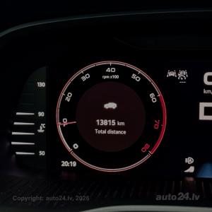 Zils Skoda Octavia 2024 Tallina, ar dzinēja tilpumu 2.00 L un nobraukumu 14 tūkst. km par 39000 €, foto 23 vietnē AUTOMOTO.COM.LV