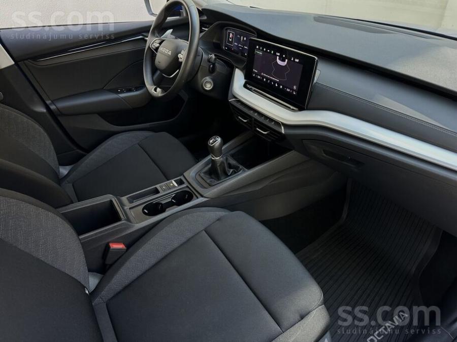 Blue Skoda Octavia 2025 in Riga, with an engine capacity of 1.50 L and mileage of 29 thousand km for 19950 €, photo 17 on AUTOMOTO.COM.LV