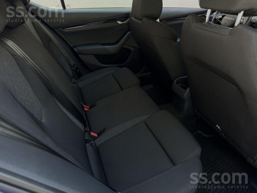 Blue Skoda Octavia 2025 in Riga, with an engine capacity of 1.50 L and mileage of 29 thousand km for 19950 €, photo 19 on AUTOMOTO.COM.LV