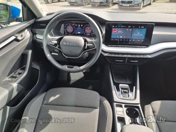 Zils Skoda Octavia 2026 Tartu, ar dzinēja tilpumu 1.50 L un nobraukumu 13 tūkst. km par 27900 €, foto 4 vietnē AUTOMOTO.COM.LV