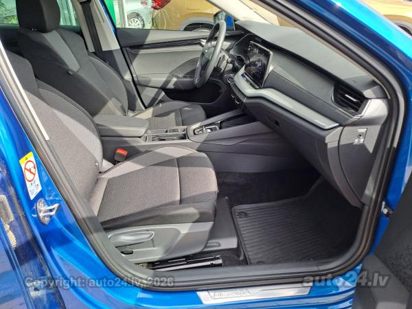 Zils Skoda Octavia 2026 Tartu, ar dzinēja tilpumu 1.50 L un nobraukumu 13 tūkst. km par 27900 €, foto 6 vietnē AUTOMOTO.COM.LV