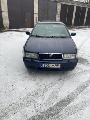 Zils Skoda Octavia 1998 Tallina, ar dzinēja tilpumu 1.90 L un nobraukumu 0 tūkst. km par 800 €, foto 3 vietnē AUTOMOTO.COM.LV