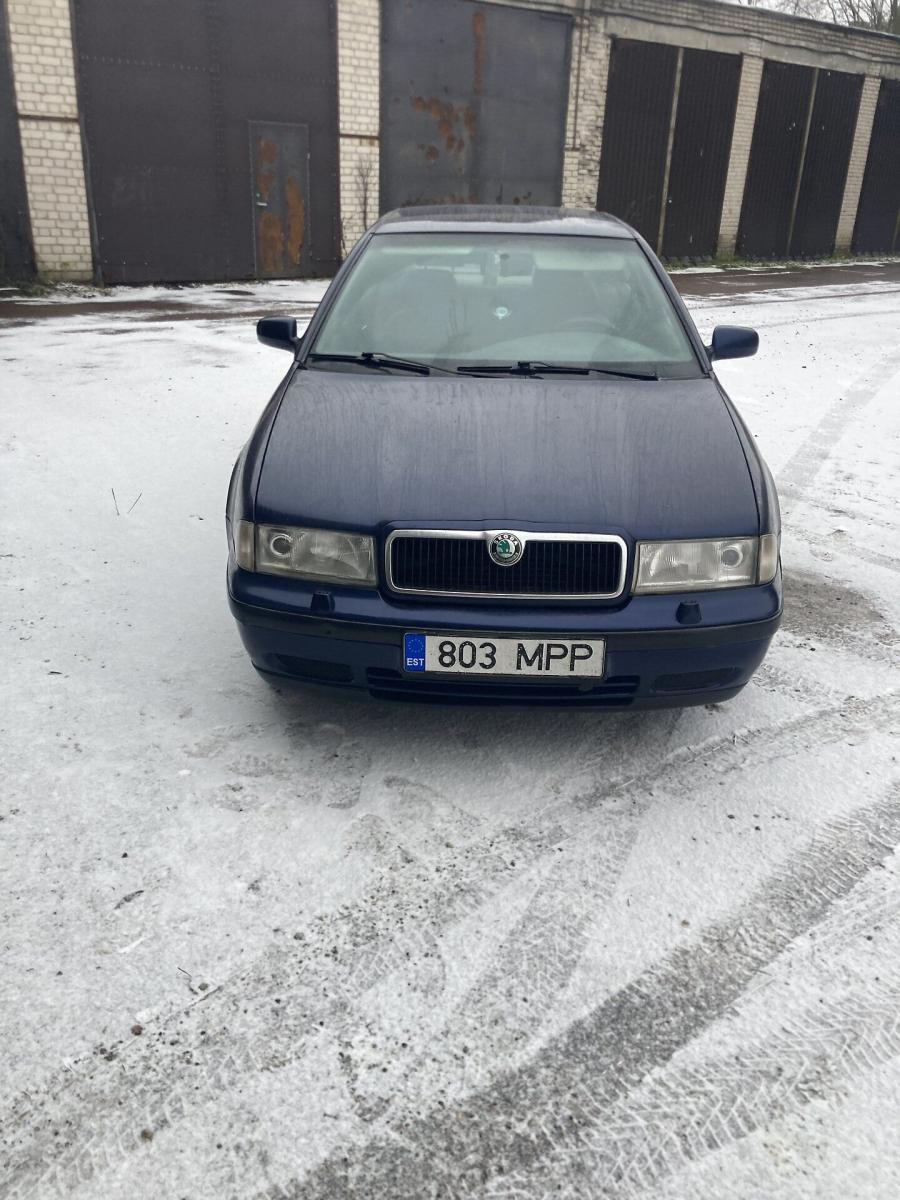Zils Skoda Octavia 1998 Tallina, ar dzinēja tilpumu 1.90 L un nobraukumu 0 tūkst. km par 800 €, foto 3 vietnē AUTOMOTO.COM.LV