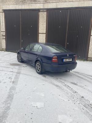 Zils Skoda Octavia 1998 Tallina, ar dzinēja tilpumu 1.90 L un nobraukumu 0 tūkst. km par 800 €, foto 5 vietnē AUTOMOTO.COM.LV