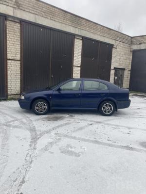 Zils Skoda Octavia 1998 Tallina, ar dzinēja tilpumu 1.90 L un nobraukumu 0 tūkst. km par 800 €, foto 6 vietnē AUTOMOTO.COM.LV