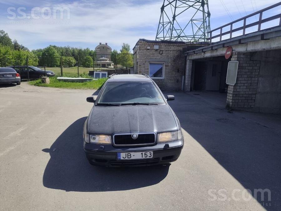 Zils Skoda Octavia 1999 Rīga, ar dzinēja tilpumu 1.90 L un nobraukumu 405 tūkst. km par 650 €, foto 3 vietnē AUTOMOTO.COM.LV