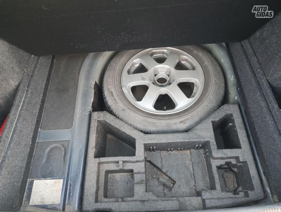 Zils Skoda Octavia 2000 Molėtai, ar dzinēja tilpumu 1.90 L un nobraukumu 500 tūkst. km par 1300 €, foto 11 vietnē AUTOMOTO.COM.LV