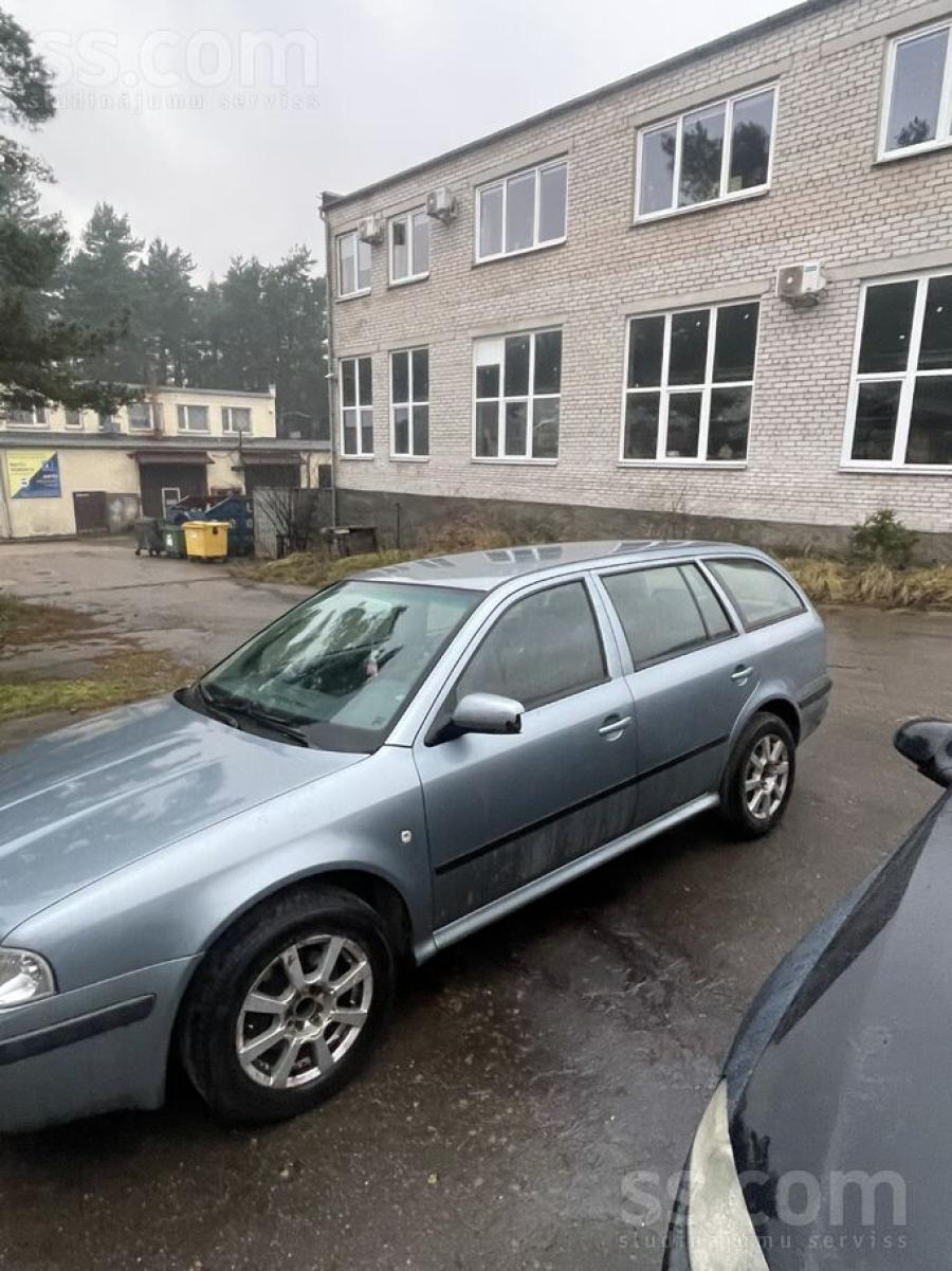 Zils Skoda Octavia 2002 Rīga, ar dzinēja tilpumu 1.90 L un nobraukumu 545 tūkst. km par 350 €, foto 2 vietnē AUTOMOTO.COM.LV