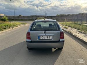 Zils Skoda Octavia 2002 Panevēža, ar dzinēja tilpumu 1.90 L un nobraukumu 315 tūkst. km par 1150 €, foto 5 vietnē AUTOMOTO.COM.LV