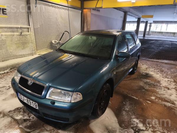 Zils Skoda Octavia 2003 Rīga, ar dzinēja tilpumu 2.00 L un nobraukumu 270 tūkst. km par 2000 €, foto 1 vietnē AUTOMOTO.COM.LV