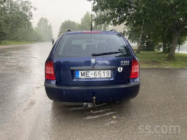 Zils Skoda Octavia 2003 Rīga, ar dzinēja tilpumu 1.90 L un nobraukumu 367 tūkst. km par 1500 €, foto 5 vietnē AUTOMOTO.COM.LV