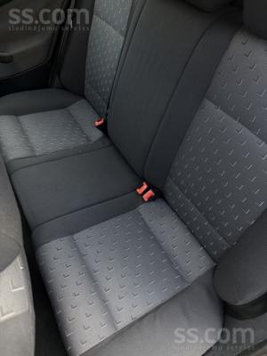 Zils Skoda Octavia 2003 Rīga, ar dzinēja tilpumu 1.90 L un nobraukumu 367 tūkst. km par 1500 €, foto 8 vietnē AUTOMOTO.COM.LV