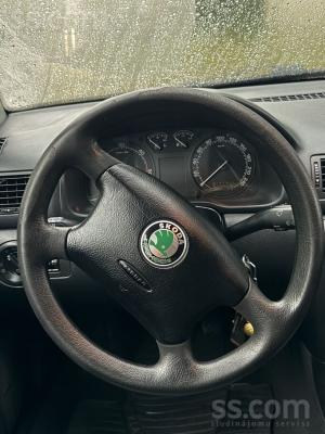 Zils Skoda Octavia 2003 Rīga, ar dzinēja tilpumu 1.90 L un nobraukumu 367 tūkst. km par 1500 €, foto 9 vietnē AUTOMOTO.COM.LV