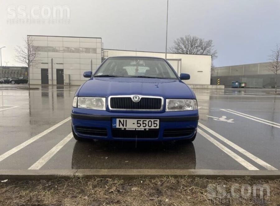 Zils Skoda Octavia 2003 Rīga, ar dzinēja tilpumu 1.90 L un nobraukumu 334 tūkst. km par 1200 €, foto 1 vietnē AUTOMOTO.COM.LV