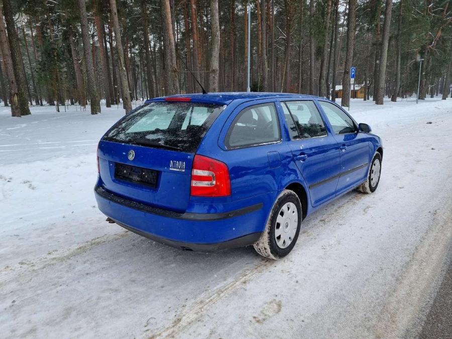 Синий Шкода Октавия 2007 в Мариямполе, объемом двигателя 1.90 л и пробегом 305 тыс. км за 1990 €, фото 6 на AUTOMOTO.COM.LV