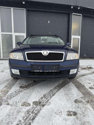 Blue Skoda Octavia 2007 in Kaunas, with an engine capacity of 1.60 L and mileage of 351 thousand km for 1500 €, photo 2 on AUTOMOTO.COM.LV