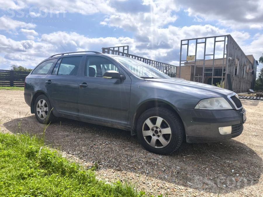 Zils Skoda Octavia 2007 Rīga, ar dzinēja tilpumu 1.90 L un nobraukumu 318 tūkst. km par 1400 €, foto 3 vietnē AUTOMOTO.COM.LV