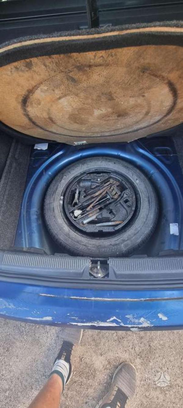 Blue Skoda Octavia 2007 in Vilnius, with an engine capacity of 1.97 L and mileage of 406 thousand km for 3000 €, photo 11 on AUTOMOTO.COM.LV