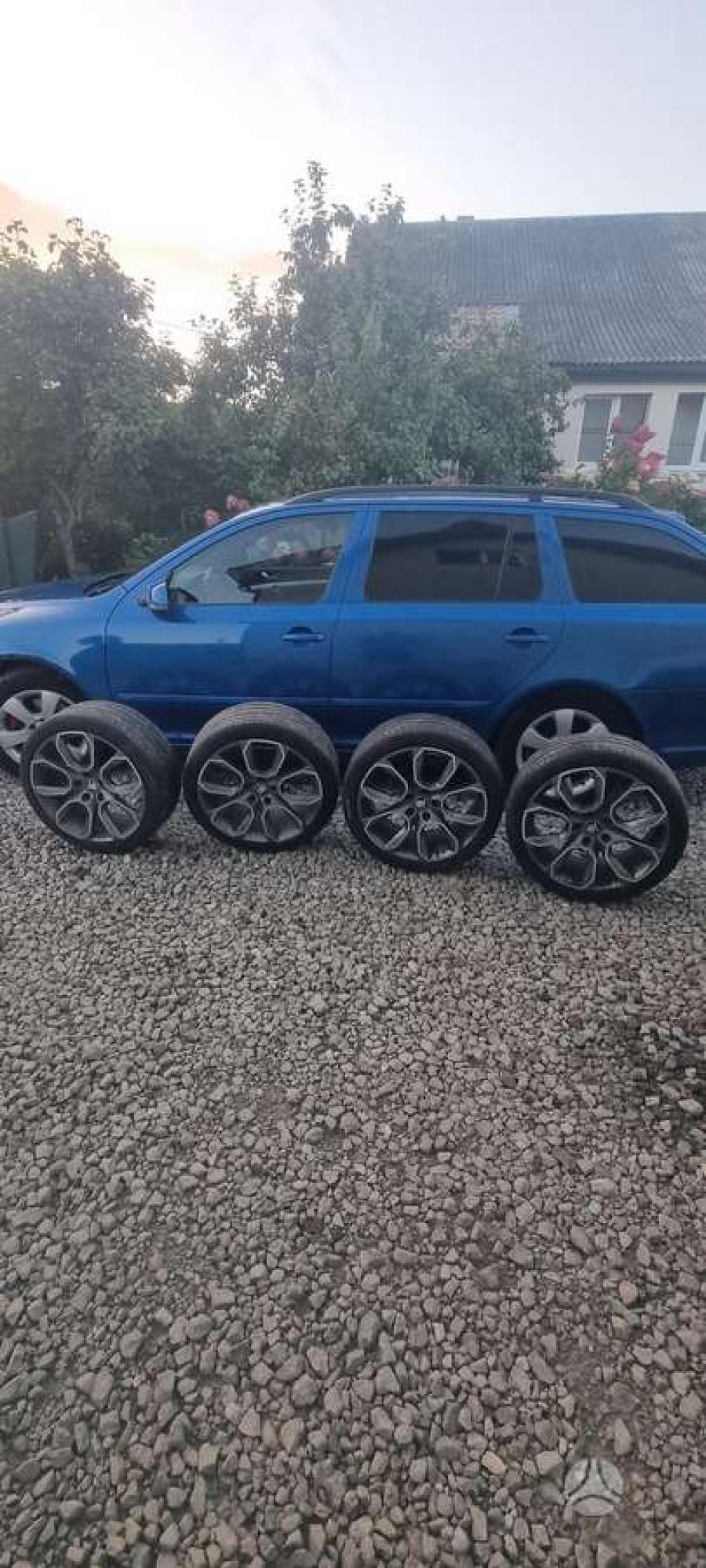 Zils Skoda Octavia 2007 Viļņa, ar dzinēja tilpumu 1.97 L un nobraukumu 406 tūkst. km par 3000 €, foto 45 vietnē AUTOMOTO.COM.LV