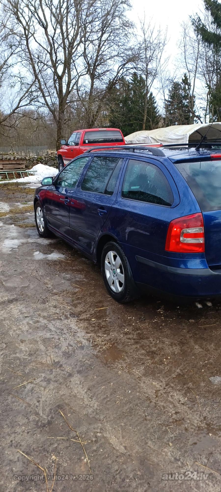 Blue Skoda Octavia 2008 in Tallinn, with an engine capacity of 2.00 L and mileage of 420 thousand km for 2300 €, photo 2 on AUTOMOTO.COM.LV