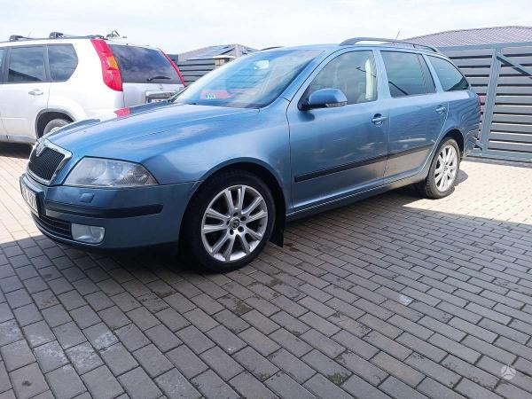 Zils Skoda Octavia 2008 Kauņa, ar dzinēja tilpumu 1.90 L un nobraukumu 300 tūkst. km par 2100 €, foto 2 vietnē AUTOMOTO.COM.LV