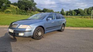 Blue Skoda Octavia 2008 in Vilnius, with an engine capacity of 1.90 L and mileage of 409 thousand km for 1800 €, photo 5 on AUTOMOTO.COM.LV