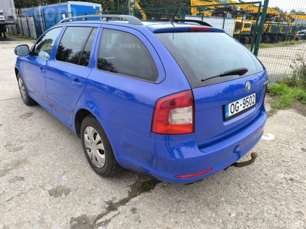 Zils Skoda Octavia 2009 Rīga, ar dzinēja tilpumu 1.90 L un nobraukumu 325 tūkst. km par 1850 €, foto 2 vietnē AUTOMOTO.COM.LV