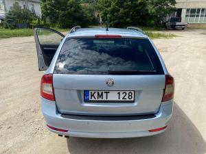 Синий Шкода Октавия 2009 в Вильнюс, объемом двигателя 1.97 л и пробегом 265 тыс. км за 3500 €, фото 7 на AUTOMOTO.COM.LV