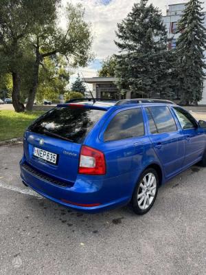 Синий Шкода Октавия 2009 в Каунас, объемом двигателя 1.97 л и пробегом 247 тыс. км за 3300 €, фото 5 на AUTOMOTO.COM.LV