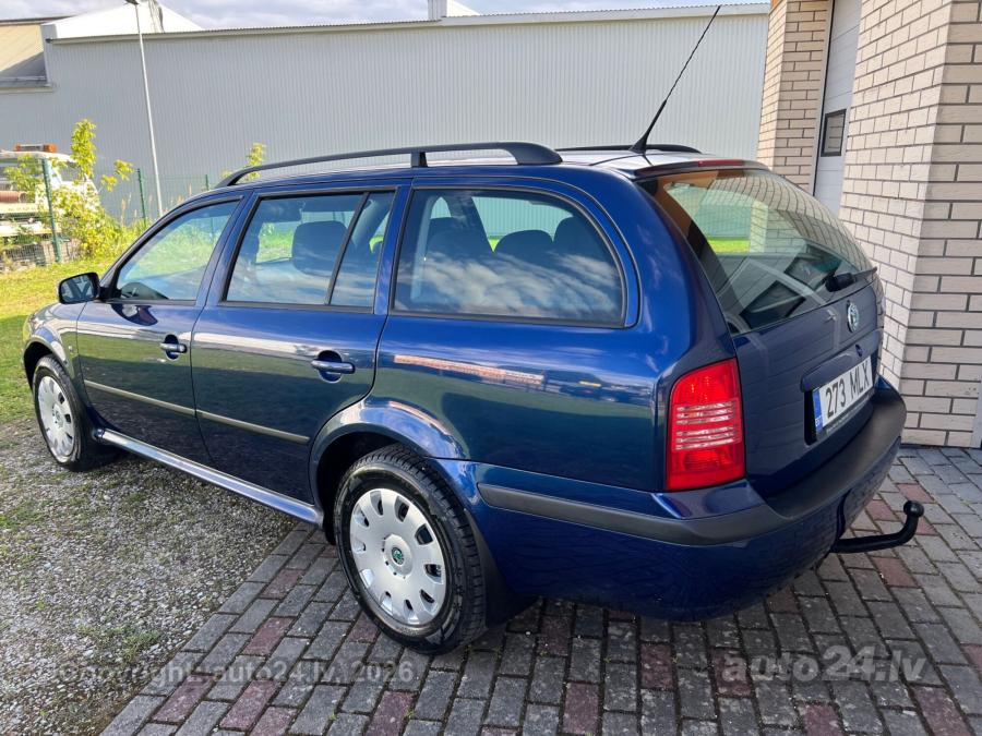 Blue Skoda Octavia 2009 in Paide, with an engine capacity of 1.90 L and mileage of 377 thousand km for 2599 €, photo 4 on AUTOMOTO.COM.LV