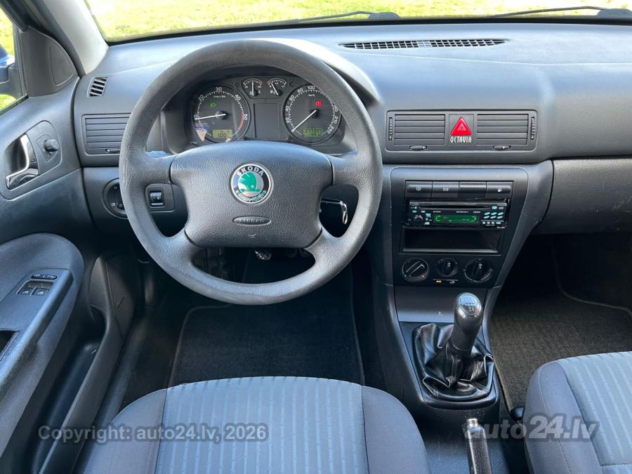 Blue Skoda Octavia 2009 in Paide, with an engine capacity of 1.90 L and mileage of 377 thousand km for 2599 €, photo 11 on AUTOMOTO.COM.LV