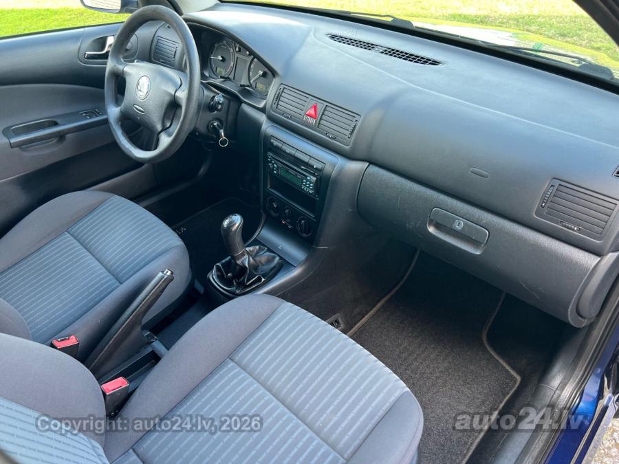Blue Skoda Octavia 2009 in Paide, with an engine capacity of 1.90 L and mileage of 377 thousand km for 2599 €, photo 17 on AUTOMOTO.COM.LV
