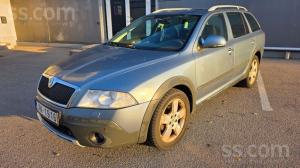 Синий Шкода Октавия 2009 в Рига, объемом двигателя 1.80 л и пробегом 298 тыс. км за 1650 €, фото  на AUTOMOTO.COM.LV