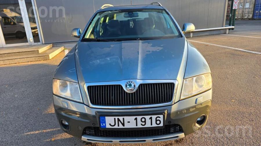 Zils Skoda Octavia 2009 Rīga, ar dzinēja tilpumu 1.80 L un nobraukumu 298 tūkst. km par 1650 €, foto 4 vietnē AUTOMOTO.COM.LV